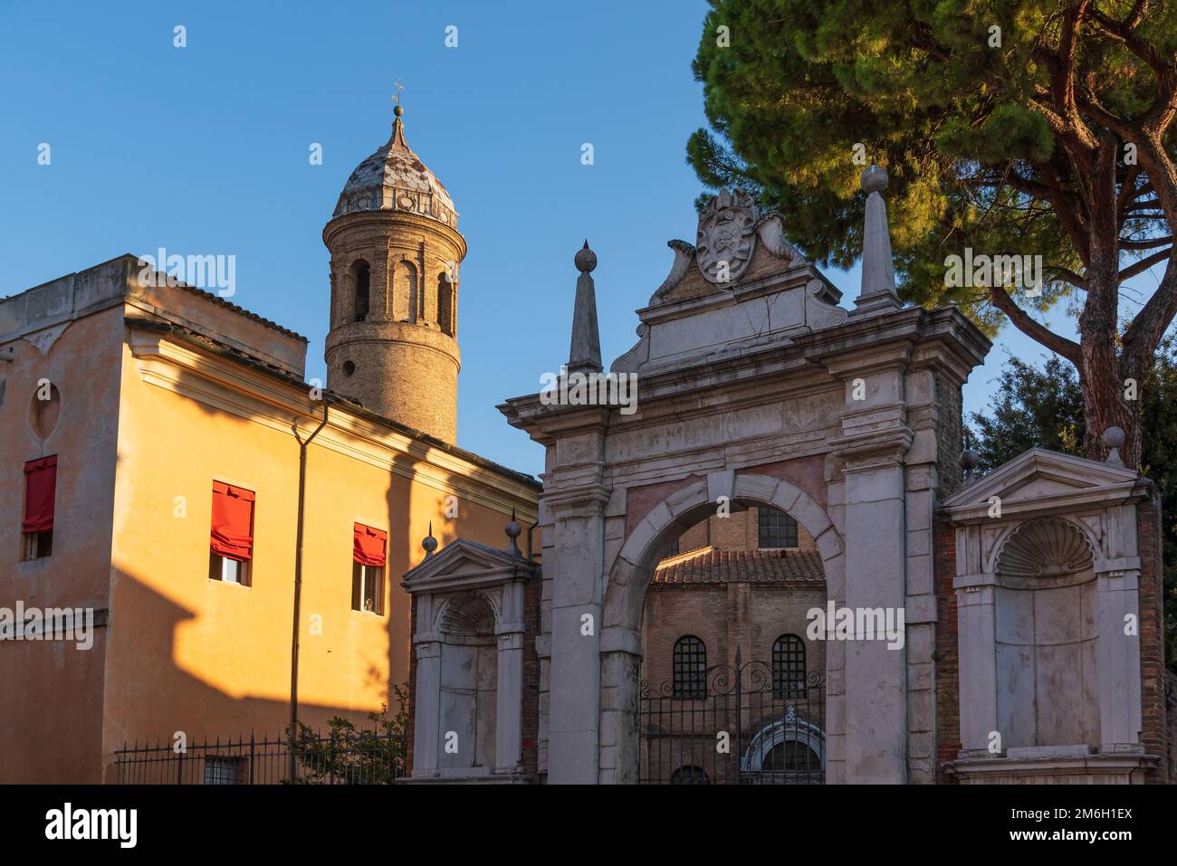 San vitale design hi-res stock photography and images - Alamy