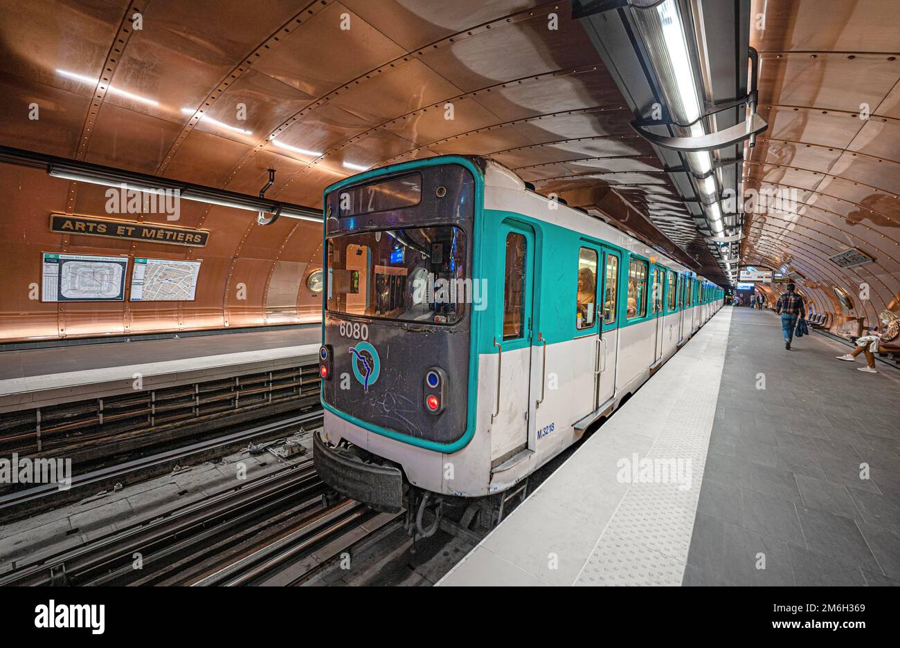 Arts et metrieres metro station, Paris, France Stock Photo - Alamy