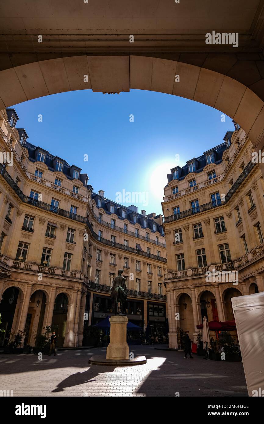 Beautiful Tradional and Old Parisian Bulding Facades in a Semi-Circle ...