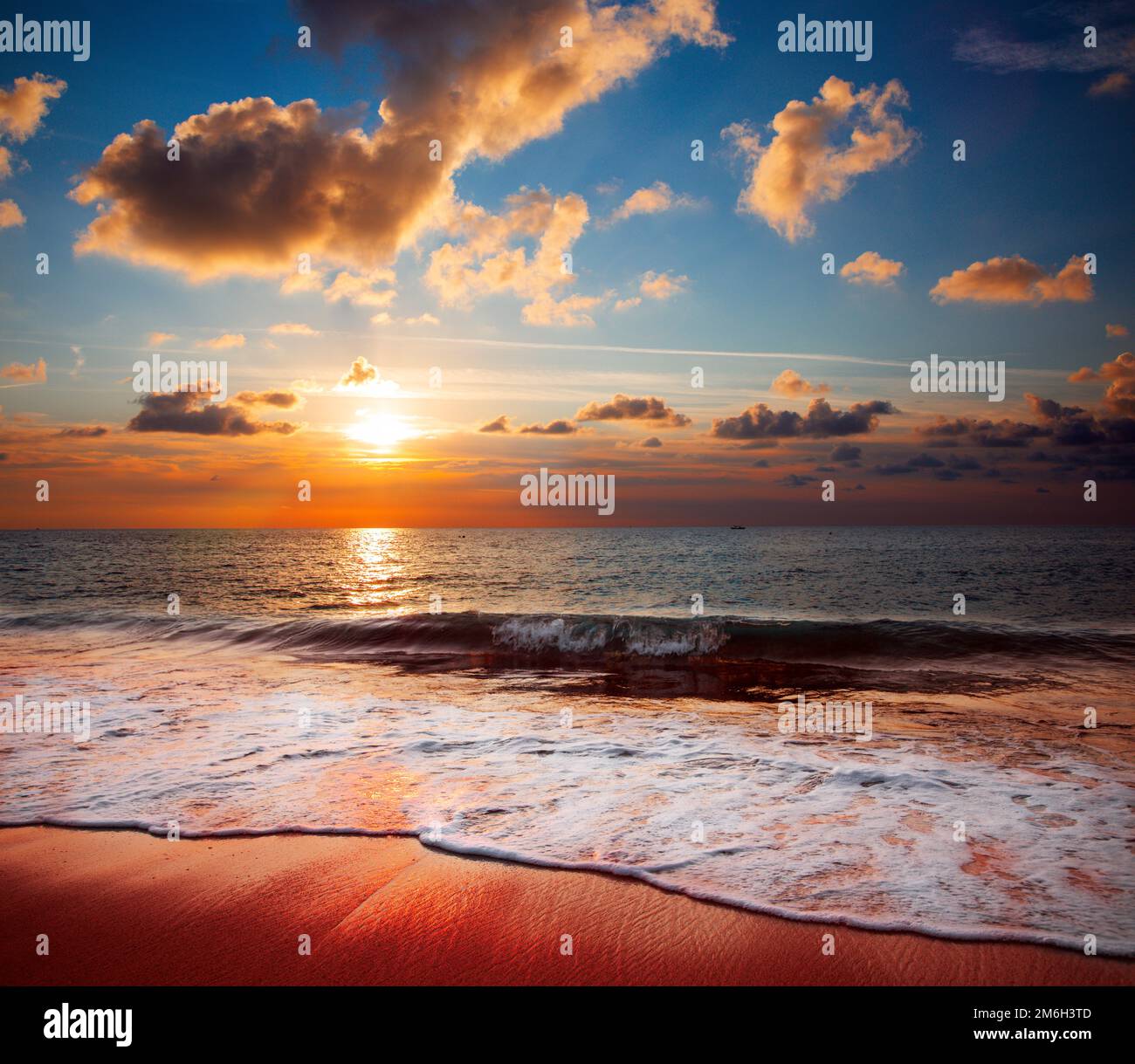 Beautiful sunset sun sunshine hi-res stock photography and images - Alamy