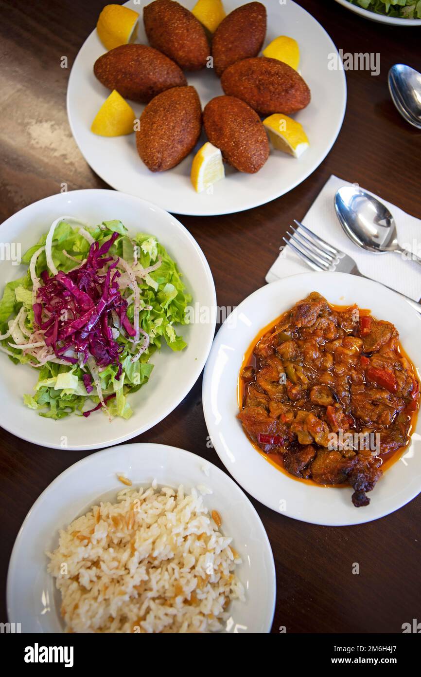 Traditional food turkey hi-res stock photography and images - Alamy