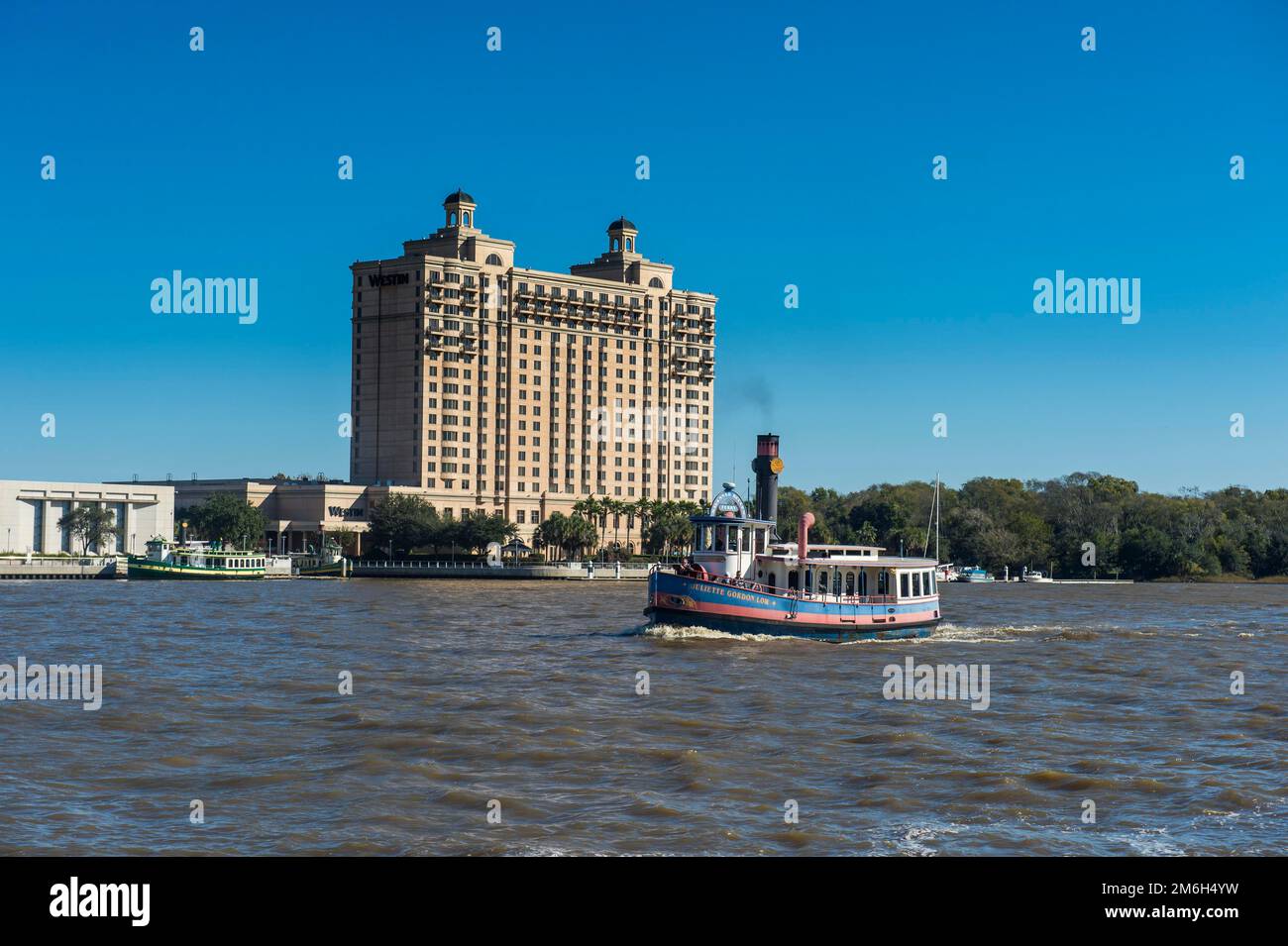 Steamboat on the Savannah river, Savannah, Georgia, USA Stock Photo - Alamy