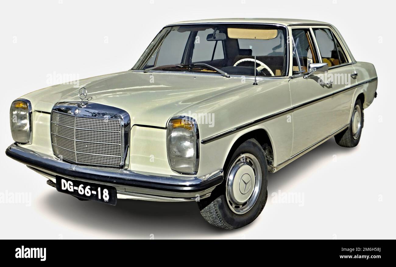 Classic mercedes hi-res stock photography and images - Alamy