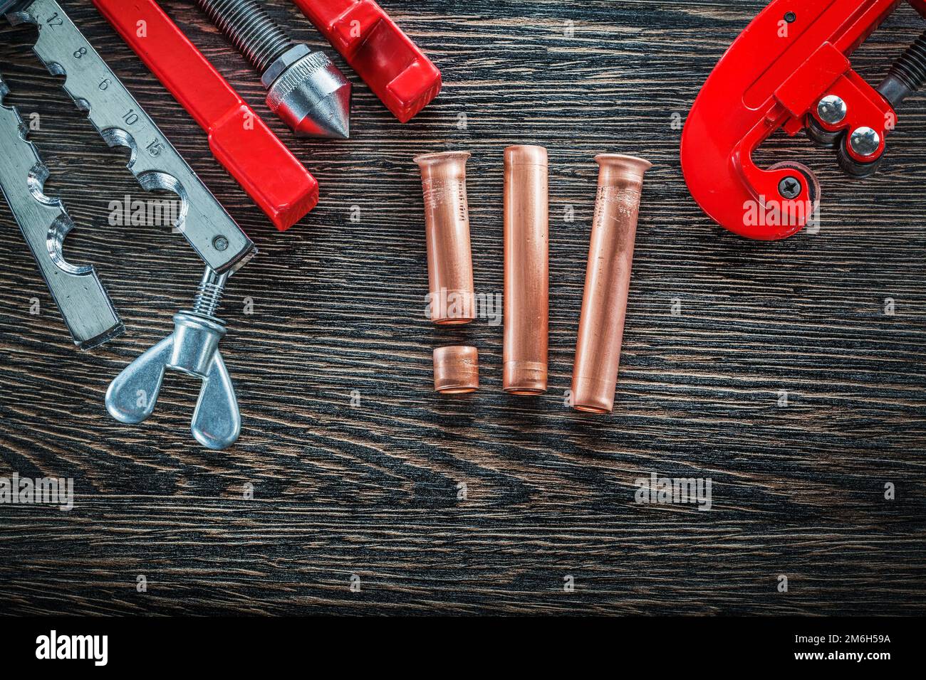 Heavy duty construction hardware hi-res stock photography and images ...