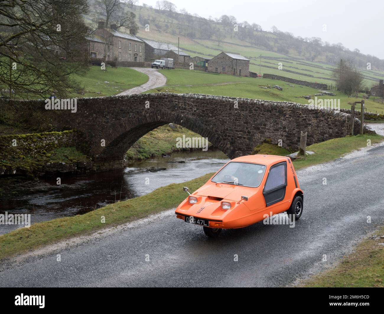 1972 Bond Bug three wheel car Stock Photo - Alamy