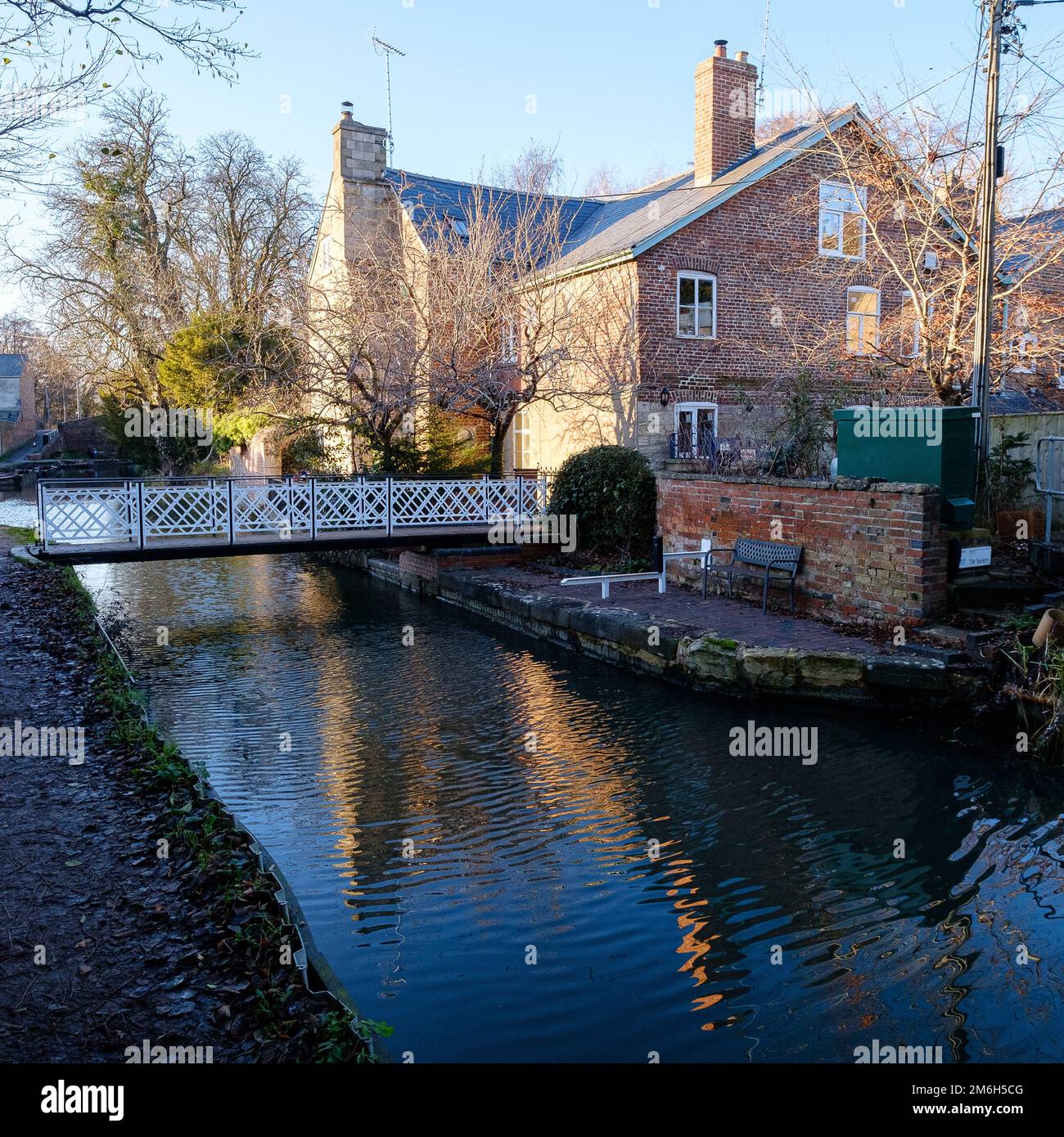 Ryeford swingbridge hi-res stock photography and images - Alamy