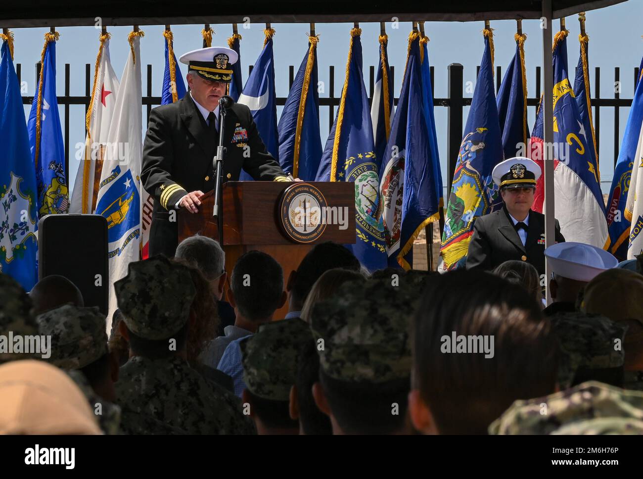 Tacitical communication command 1 hi-res stock photography and images ...