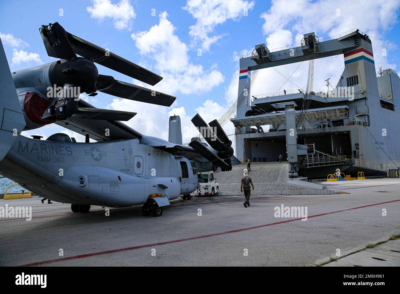 A U.S. Marine Corps MV-22 Osprey assigned to Marine Medium Tiltrotor ...