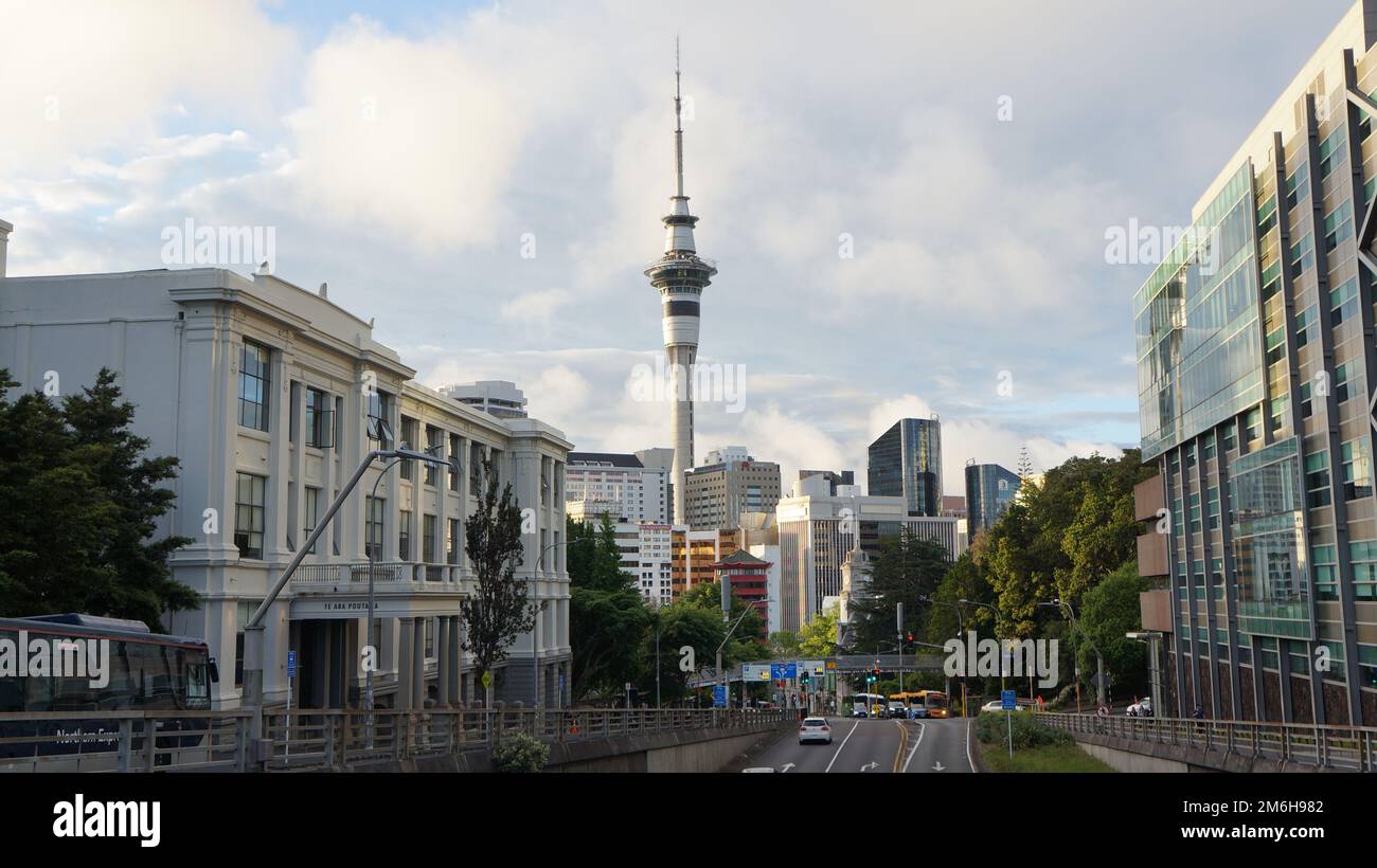 Tall buildings in auckland city hi-res stock photography and images - Alamy