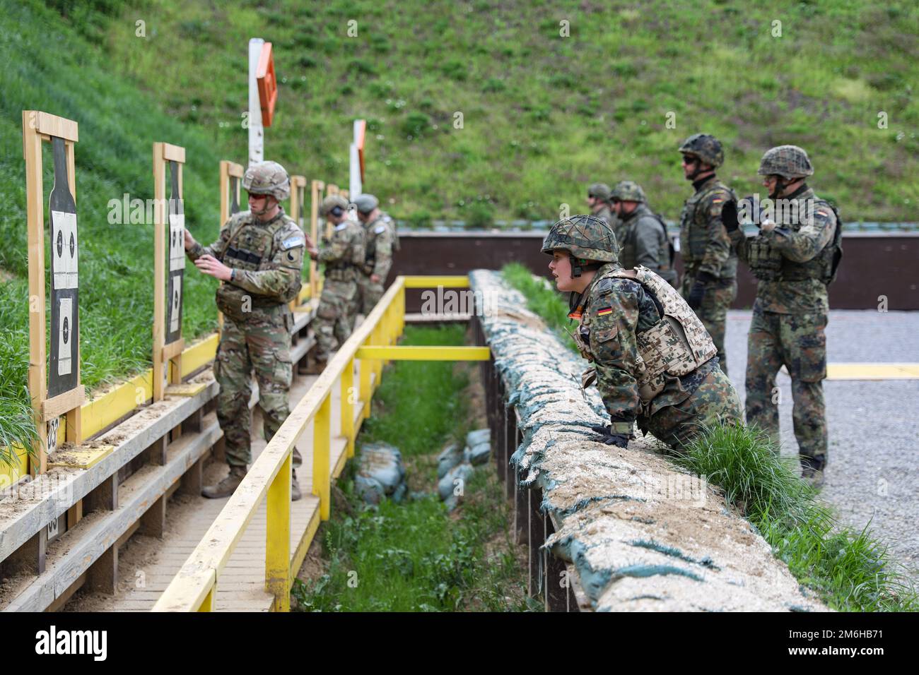 CAMP BONDSTEEL, Kosovo – U.S. Army Soldiers assigned to Kosovo Force’s ...