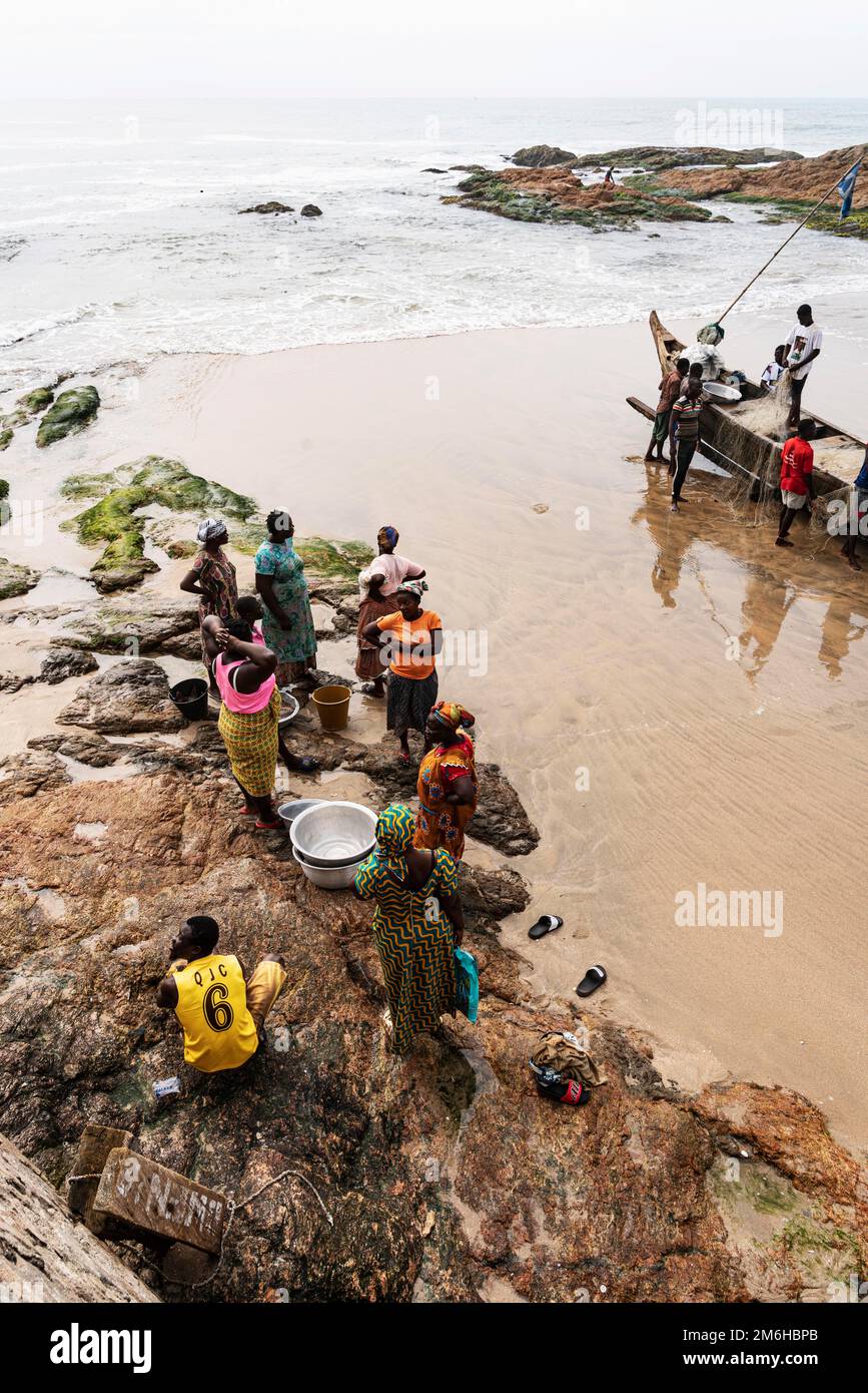 Bird's eye view, people, woman with laundry, fishermen, traditional ...