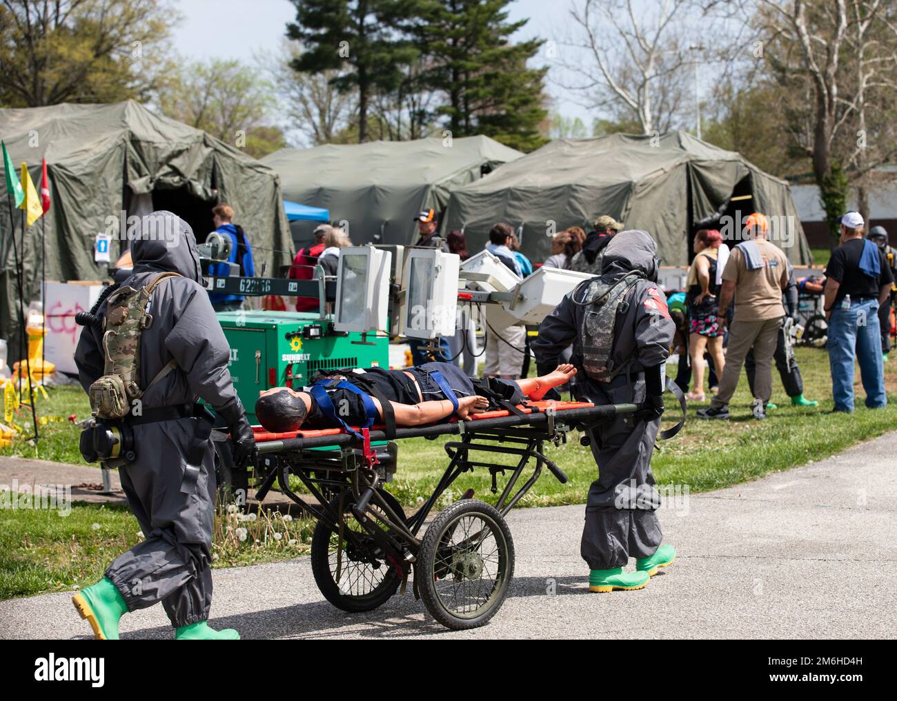 Army Reserve soldiers from the 307th Chemical, Biological, Radiological ...