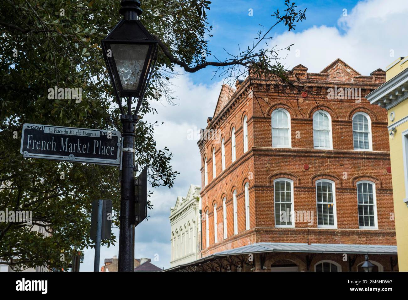 French colonial houses, french quarter, New Orleans, Louisiana, USA ...