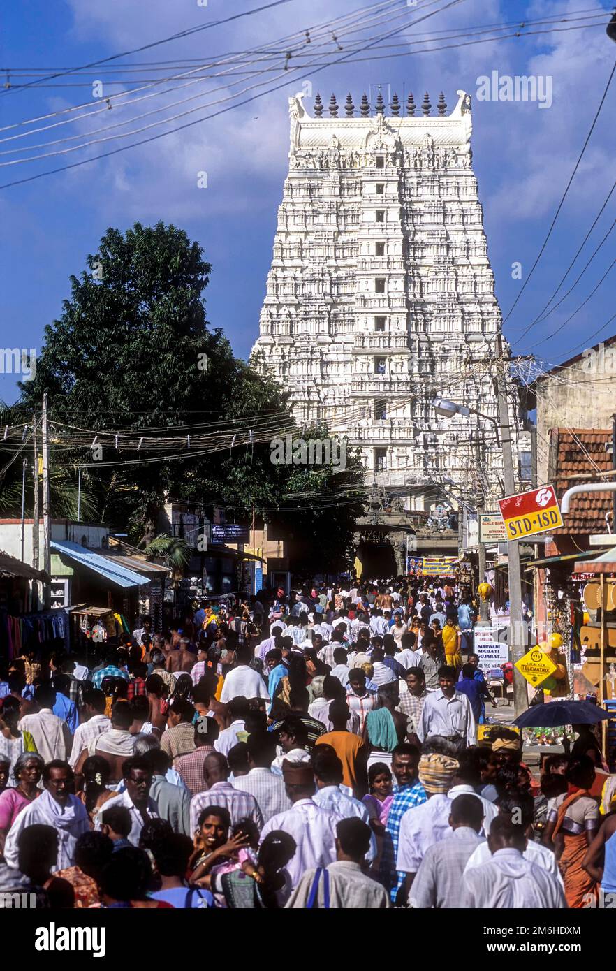 Ramanathaswamy temple in the middle of the island dedicated to Lord ...