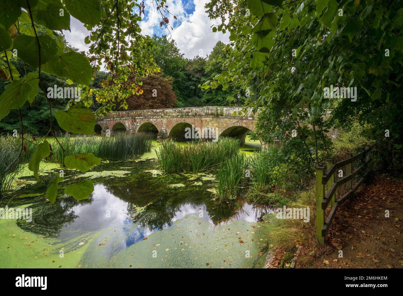 Bridge over the river Stour at Blandford Forum, Dorset, England, Uk ...