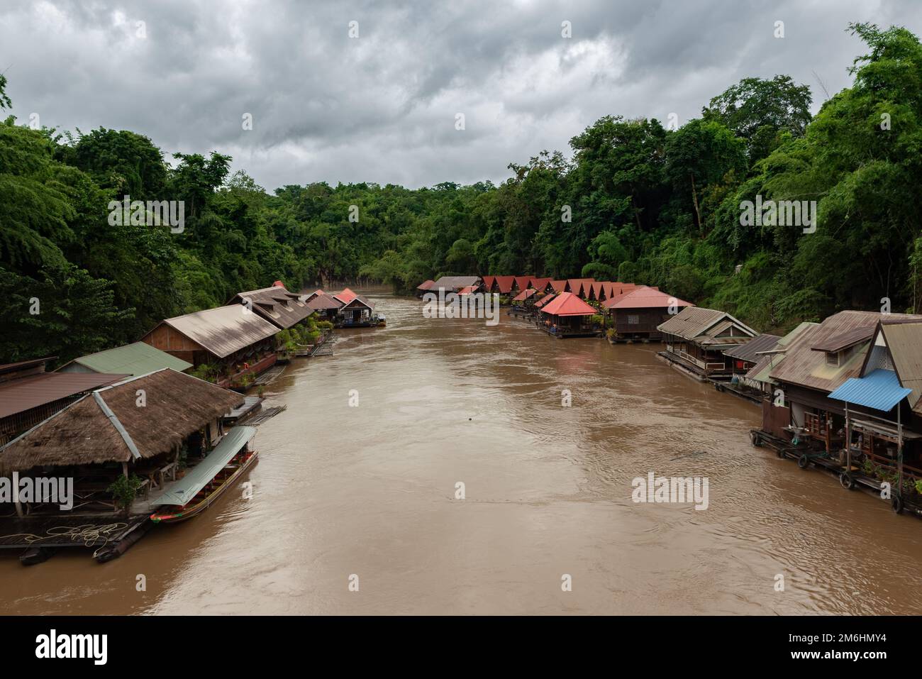 Jungle rafts hi-res stock photography and images - Alamy