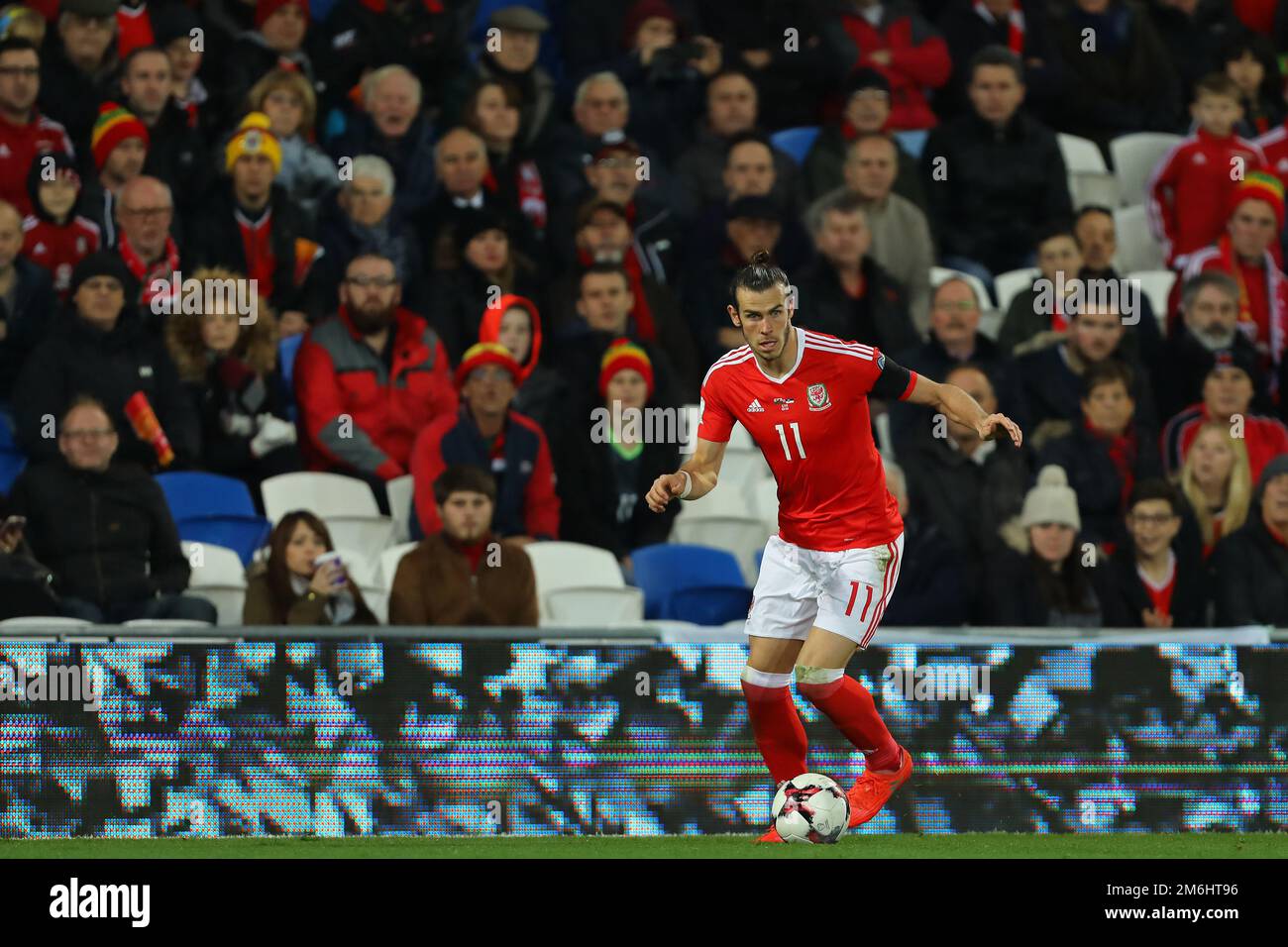Gareth bale cardiff 2018 hi-res stock photography and images - Alamy
