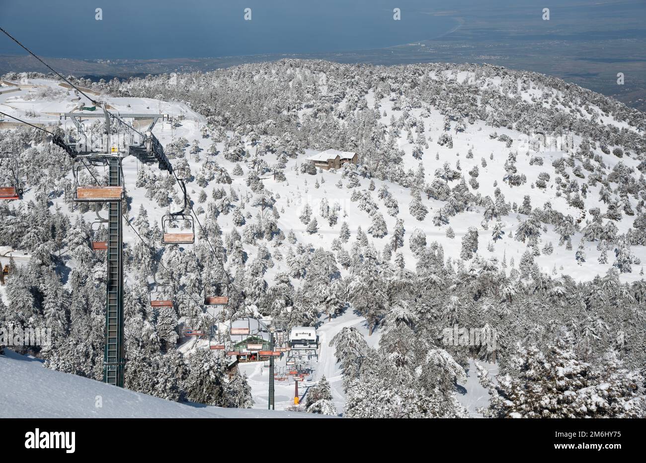 Empty ski lifts snowy mountain in winter. Troodos ski resort Cyprus ...