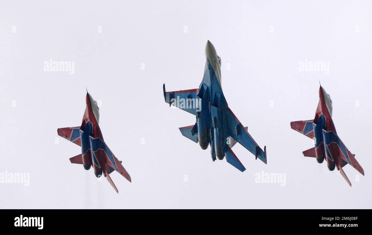 MOSCOW, RUSSIA - MAY 7, 2021: Avia parade in Moscow. group jet fighter ...