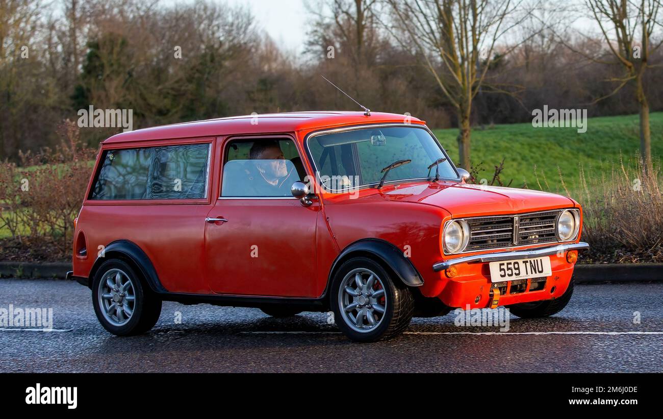 Mini countryman hi-res stock photography and images - Alamy