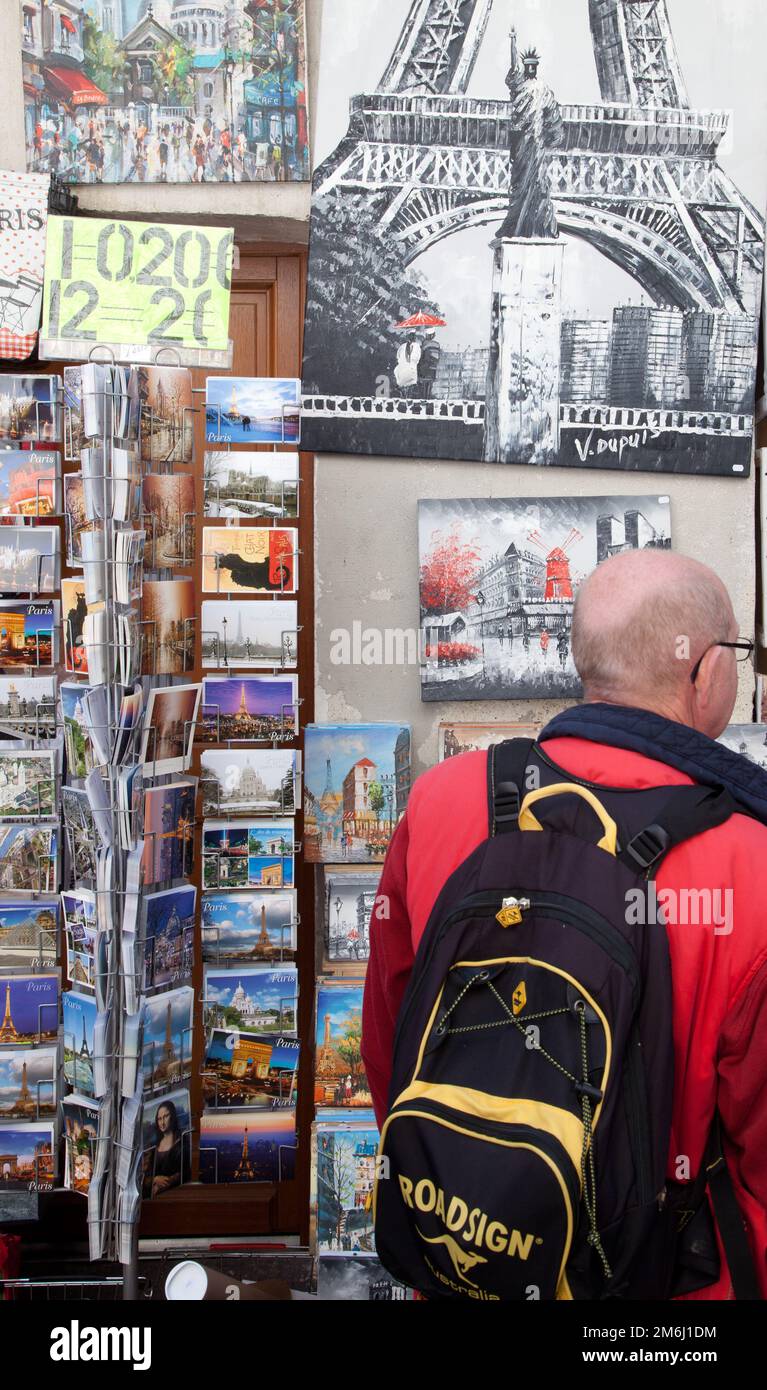 VIntage postcards in a shop in Paris montmartre in 2014 Stock Photo - Alamy
