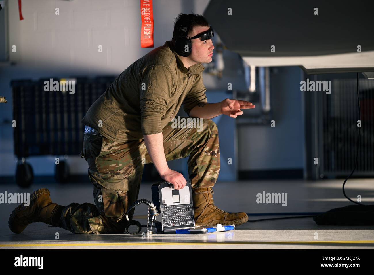 A U.S. Airman assigned to the 355th Aircraft Maintenance Unit performs ...