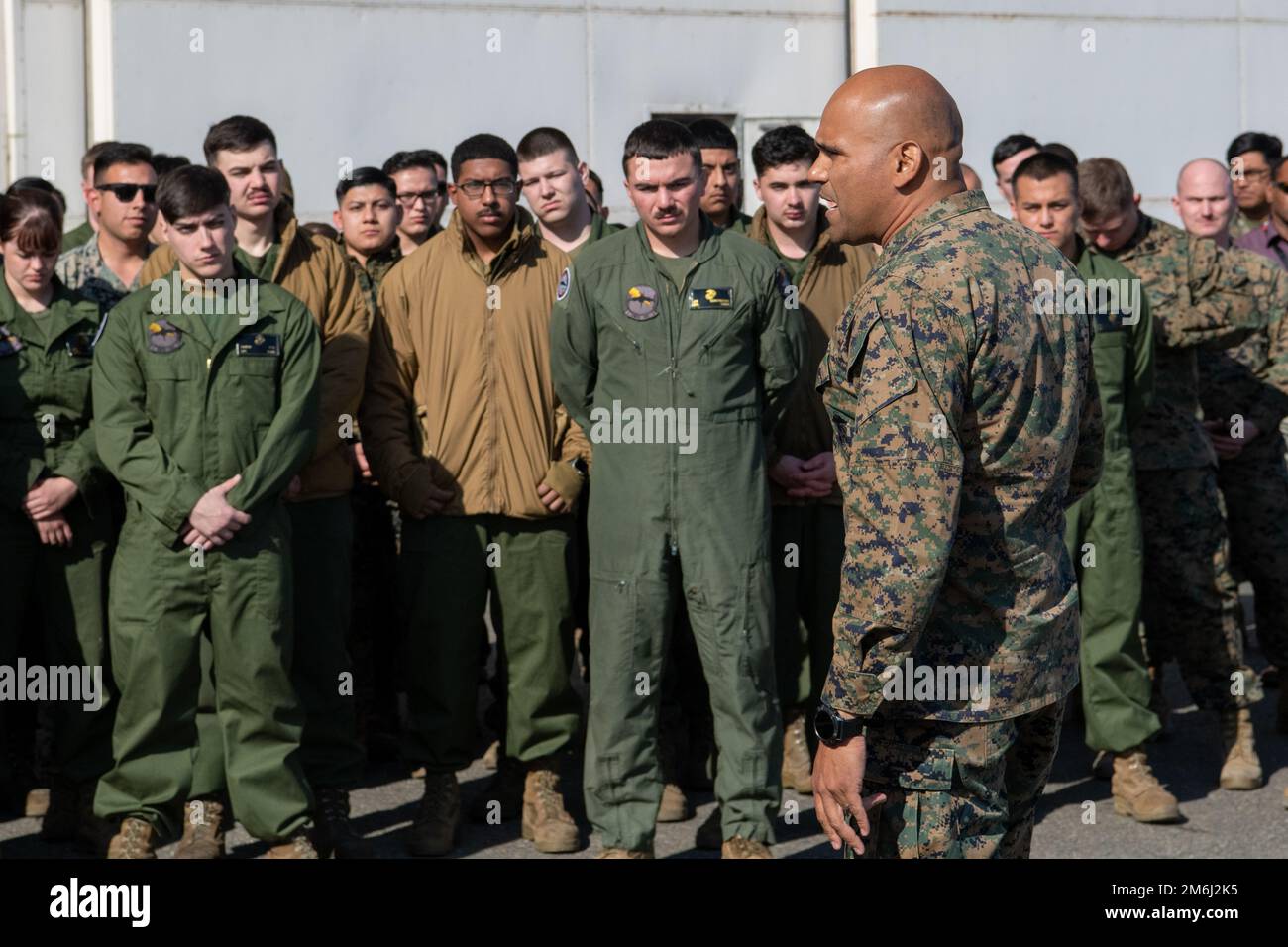 U s marine corps sgt roberto hi-res stock photography and images - Alamy