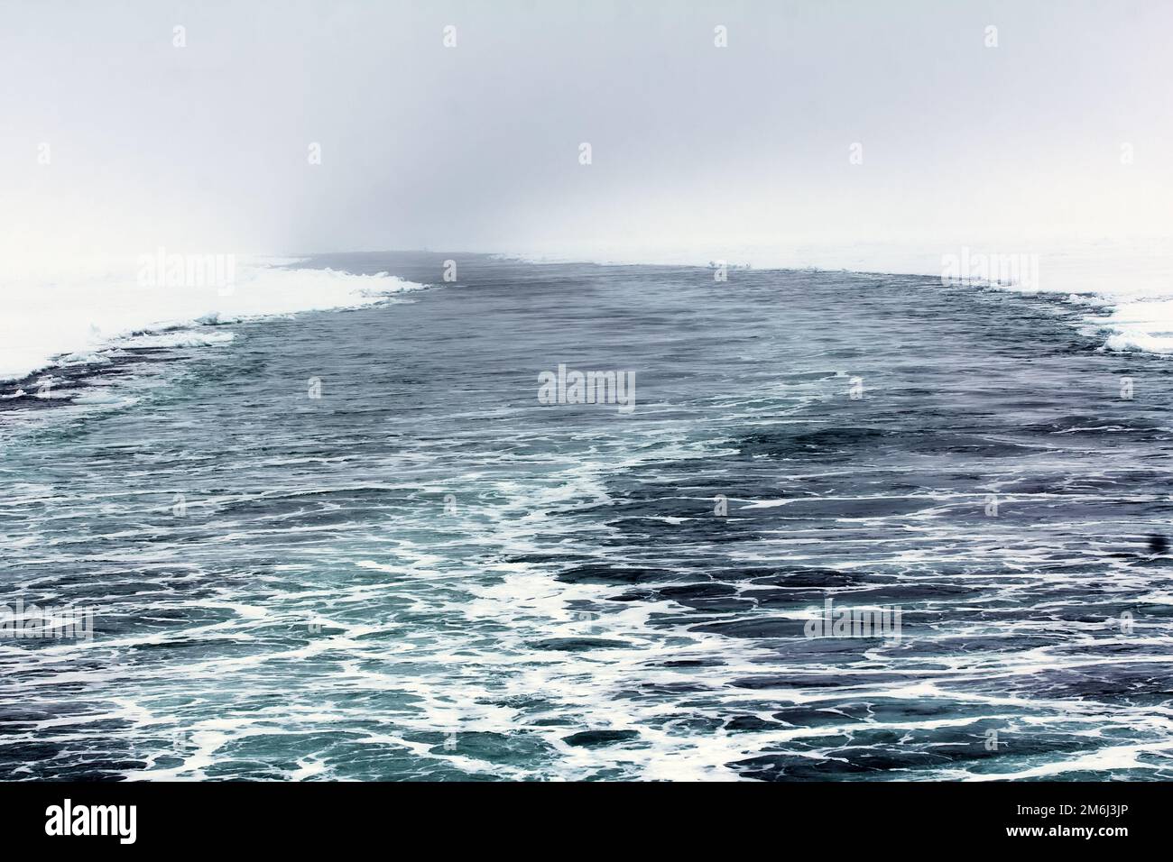 Arctic shipping channel hi-res stock photography and images - Alamy