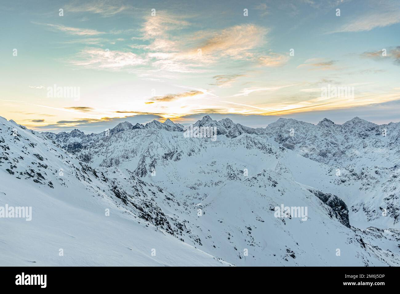 Trails of winter ice hi-res stock photography and images - Alamy