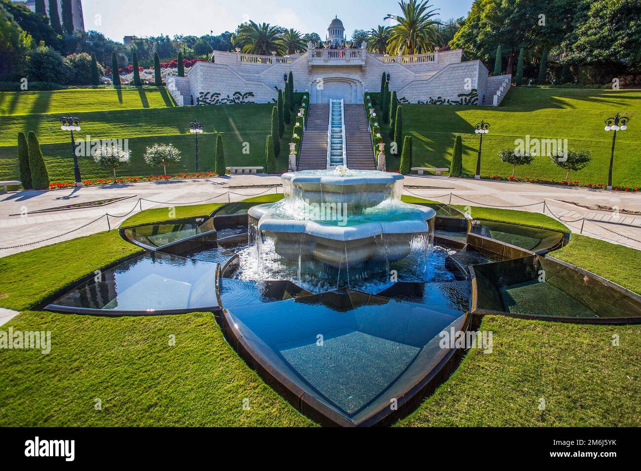 Bahai garden fountain hi-res stock photography and images - Alamy