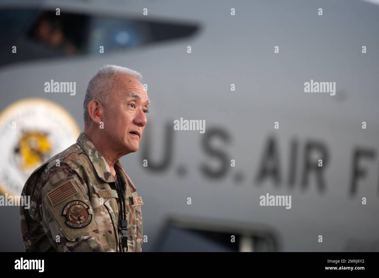 154th aircraft maintenance squadron hi-res stock photography and images ...