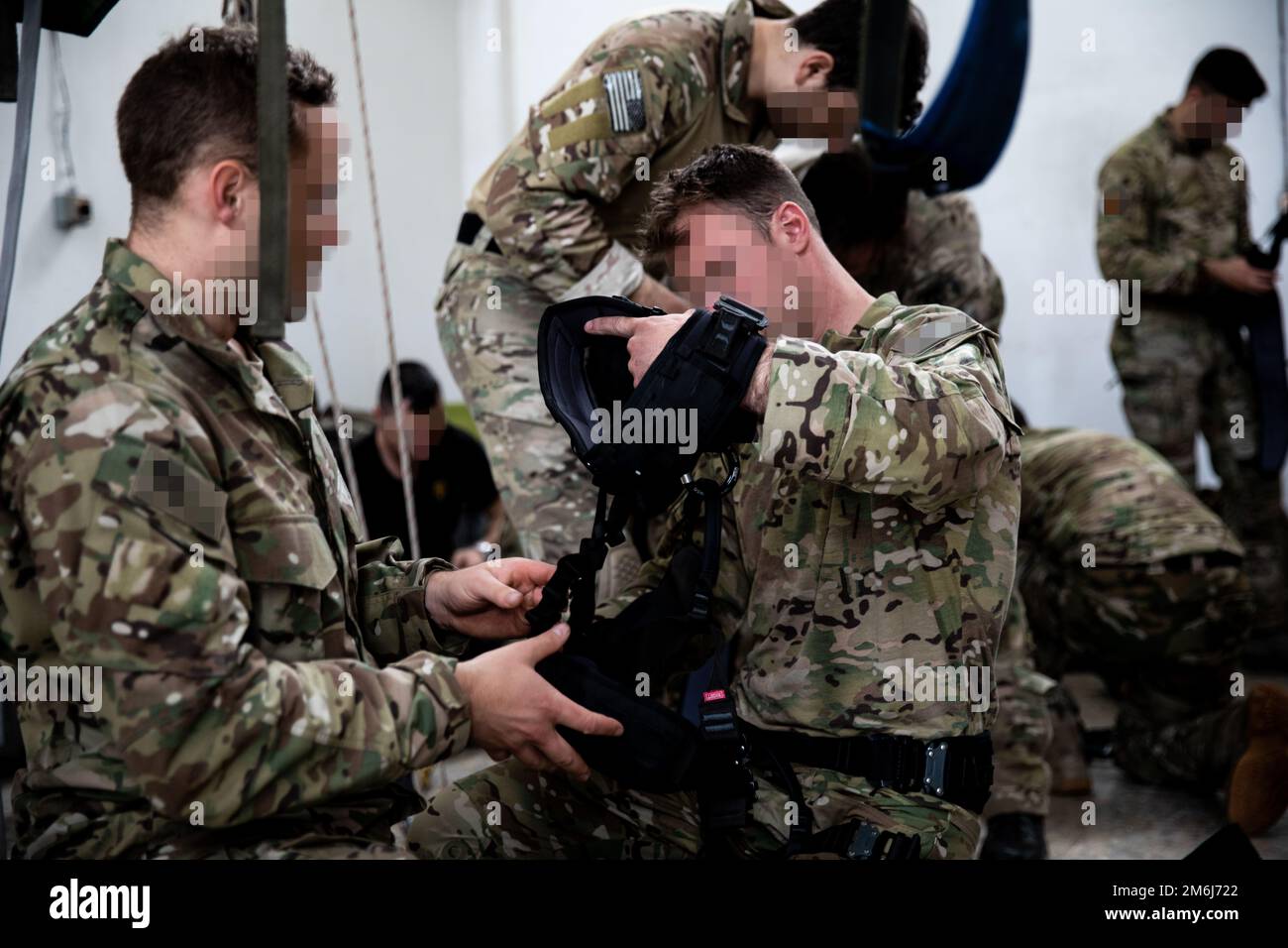 Romanian special operations forces hi-res stock photography and images ...