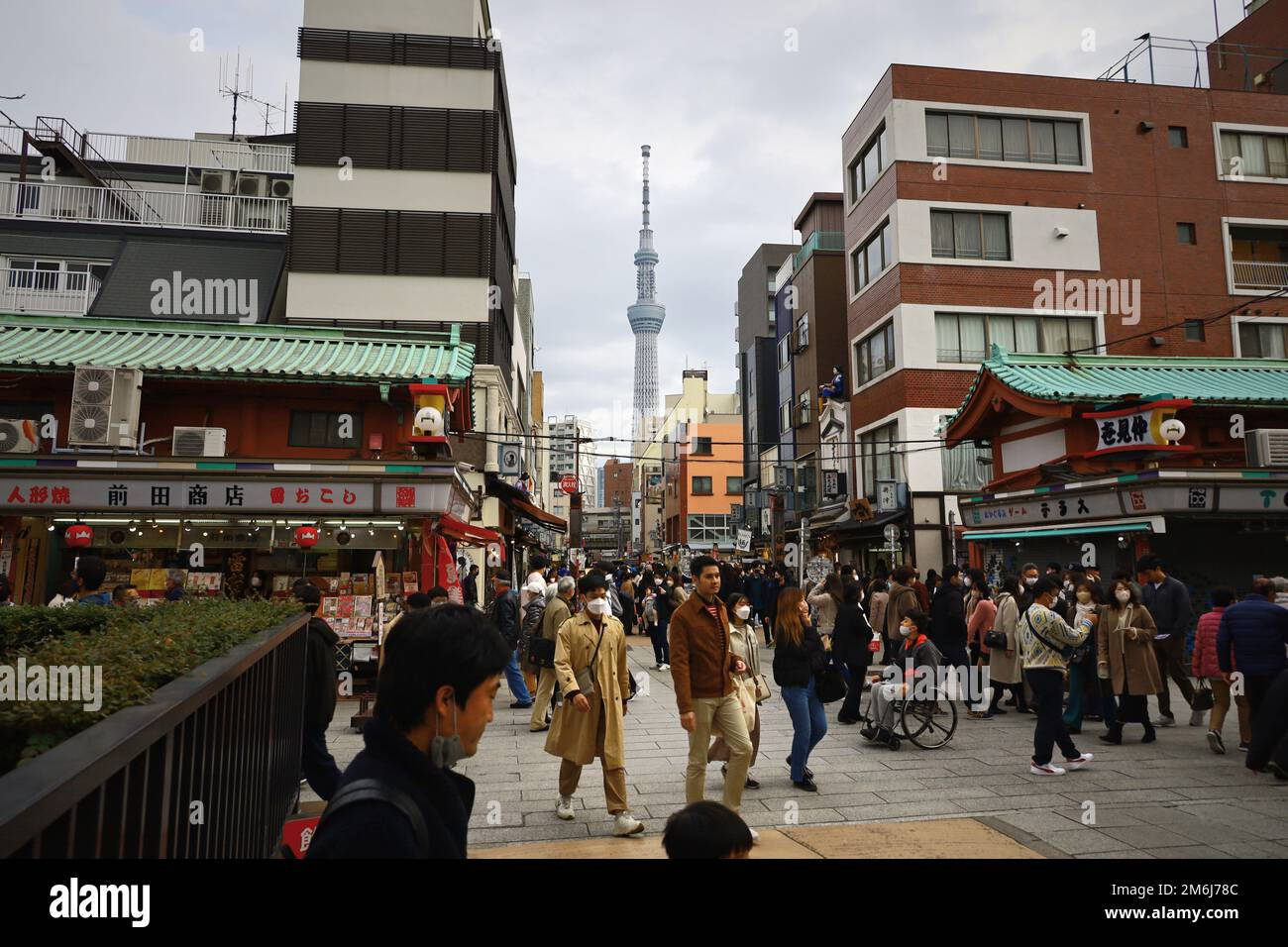 Asakusa temple crowded view hi-res stock photography and images - Alamy