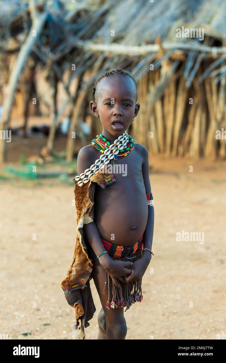 Ethiopia mursi children hi-res stock photography and images - Alamy