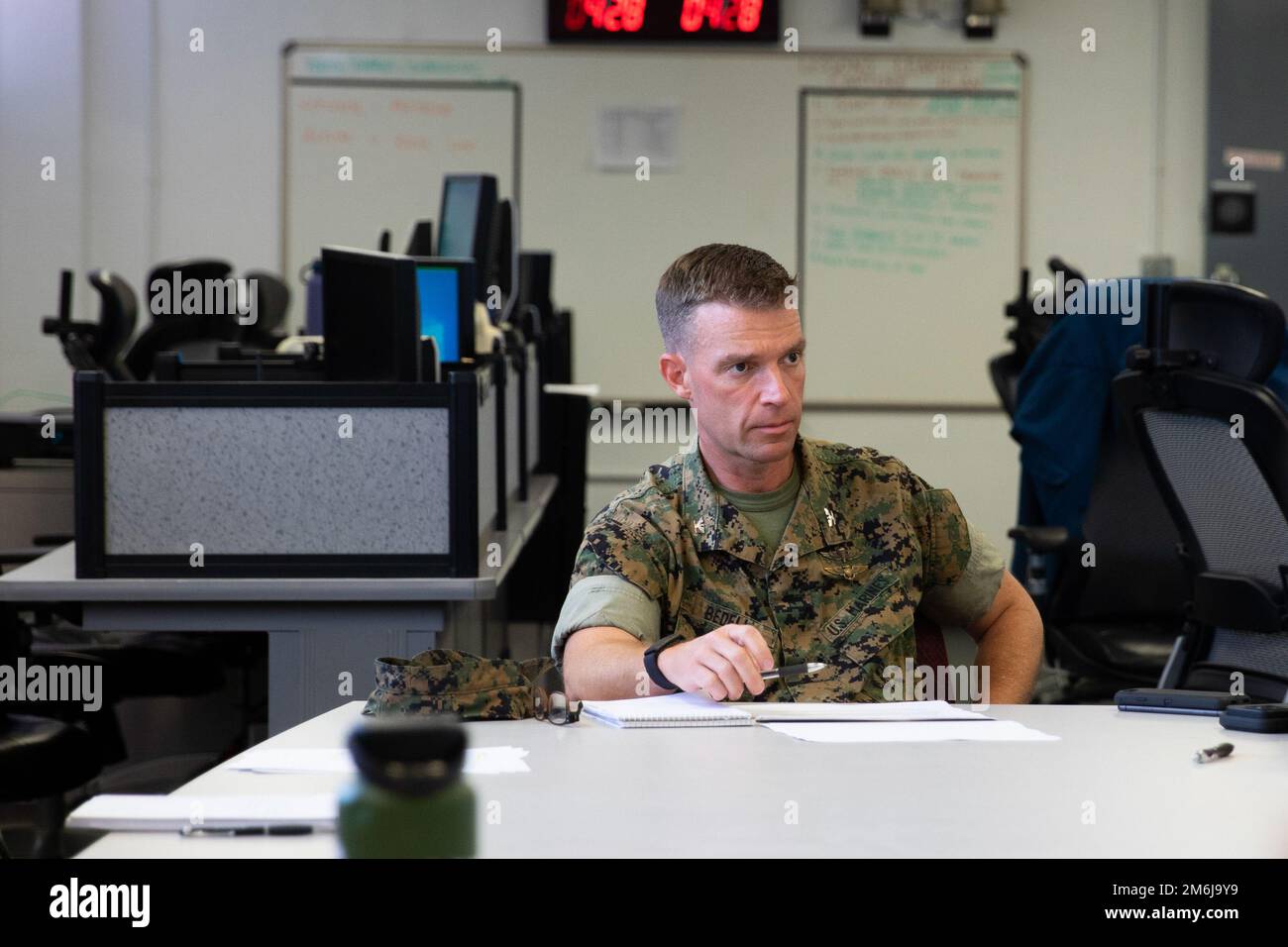 Commanders update brief hi-res stock photography and images - Alamy