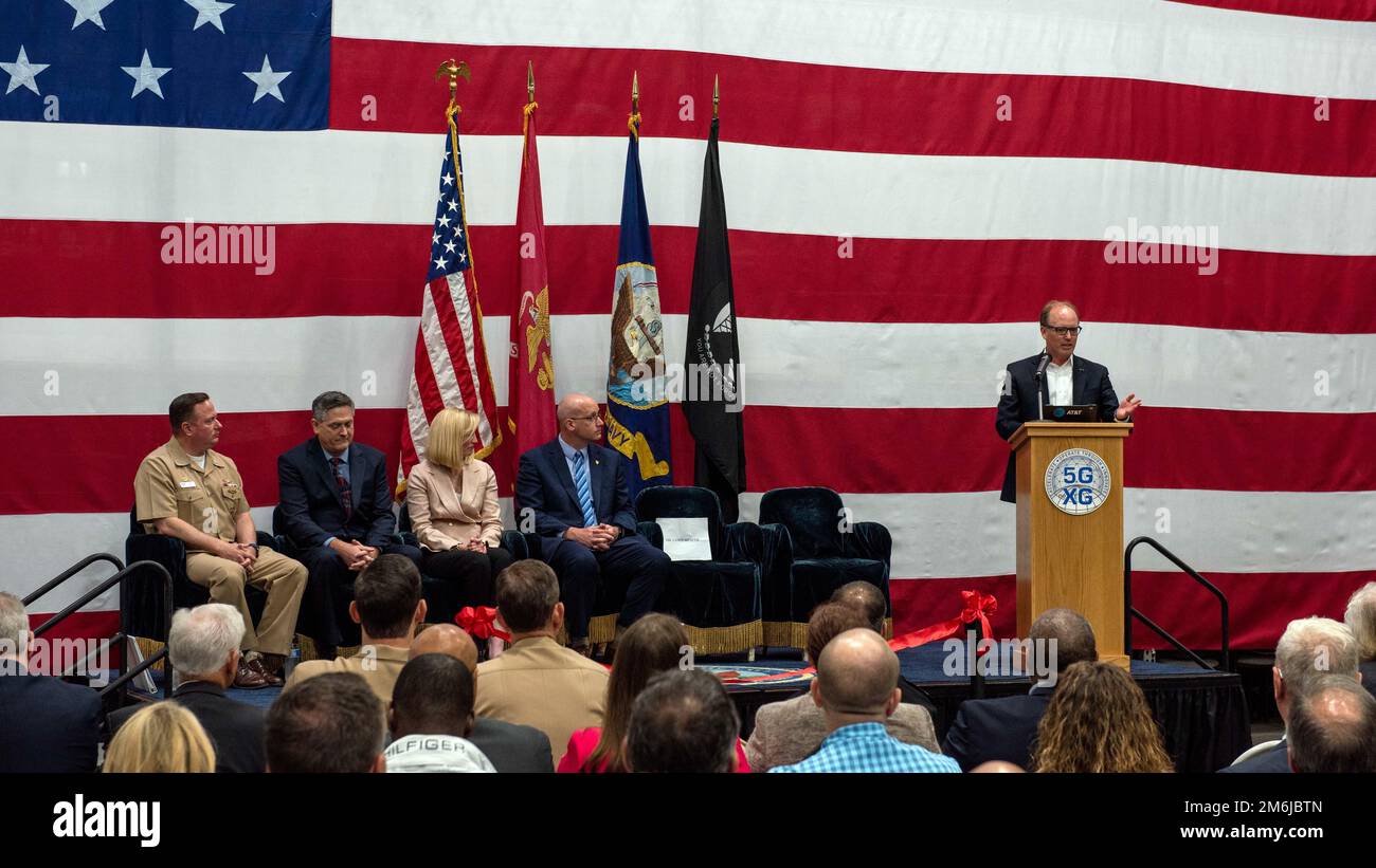 220428-DC740-N-1021 SAN DIEGO (April 28, 2022) Lance Spencer, Client ...