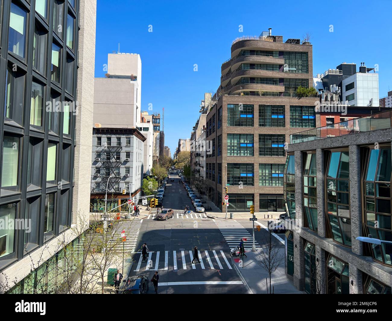 The High Line 1.45 mile long elevated linear park, greenway and rail ...