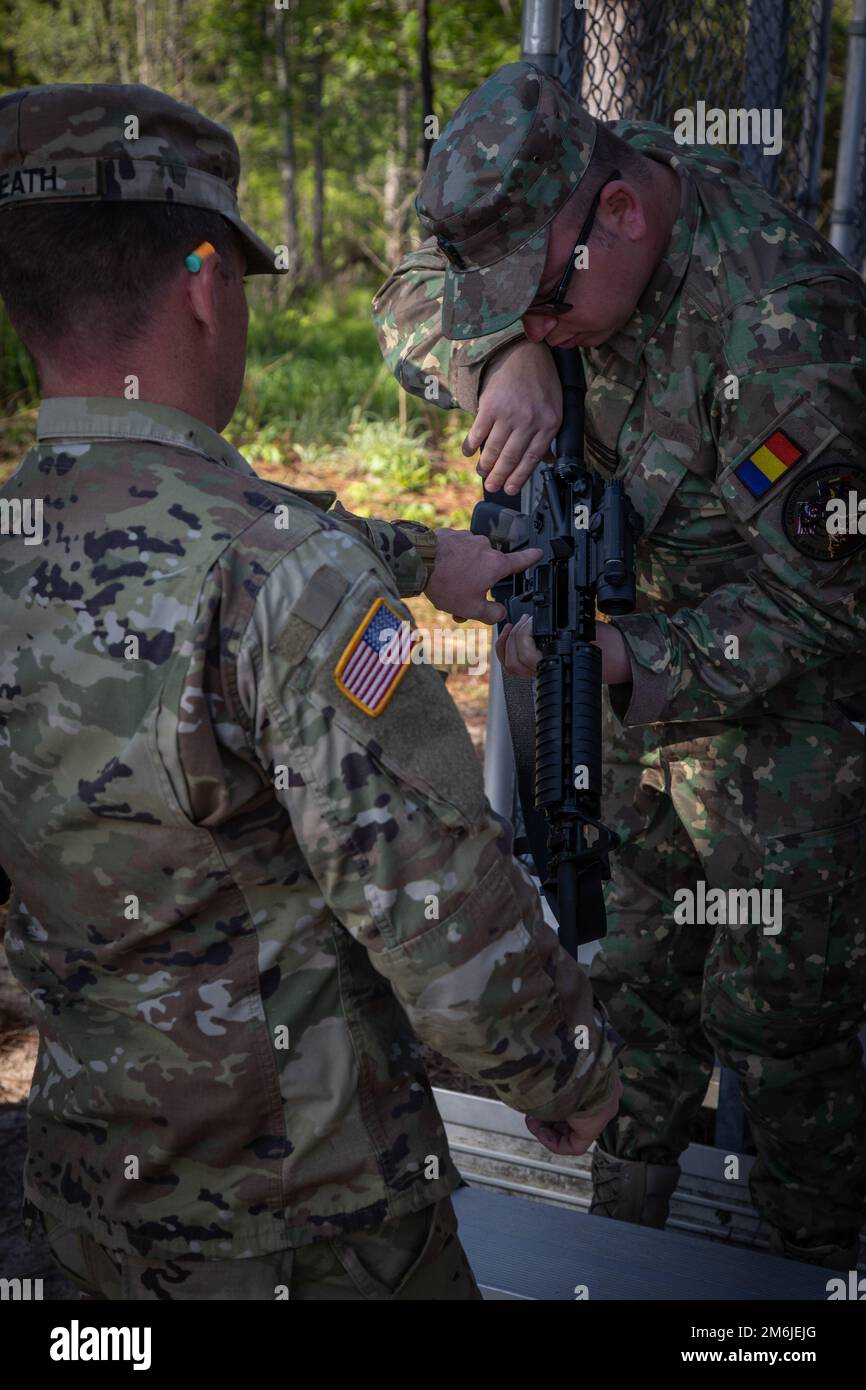 Soldiers from the Alabama National Guard's 31st CBRN Brigade and ...