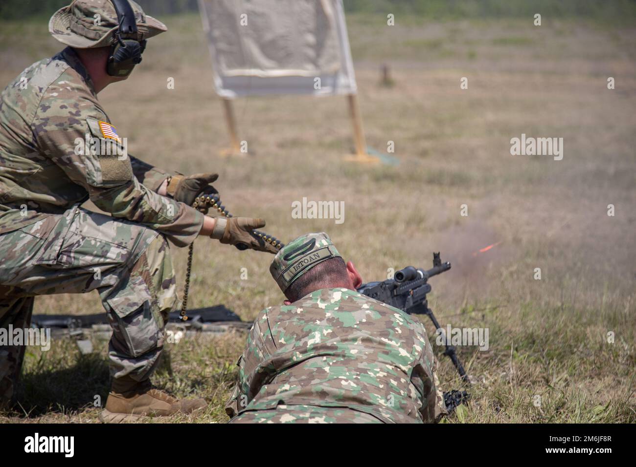 Soldiers from the Alabama National Guard's 31st CBRN Brigade and ...