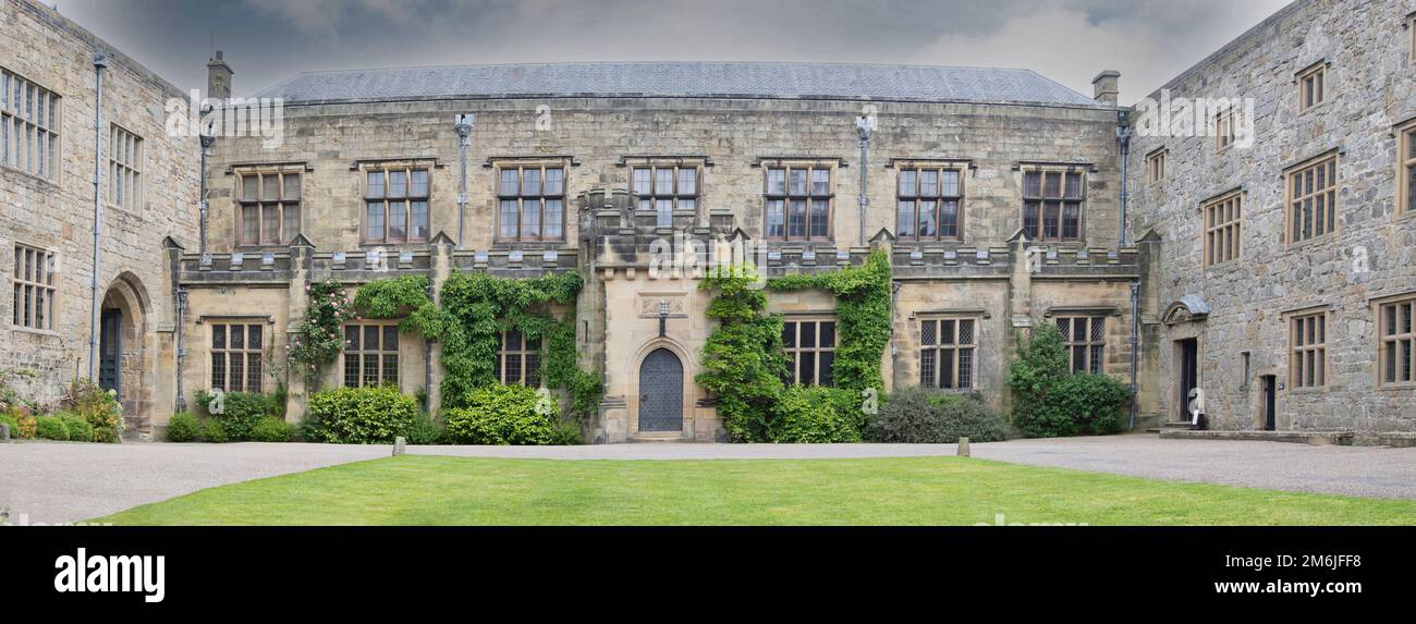 Chirk castle, wrexham hi-res stock photography and images - Alamy