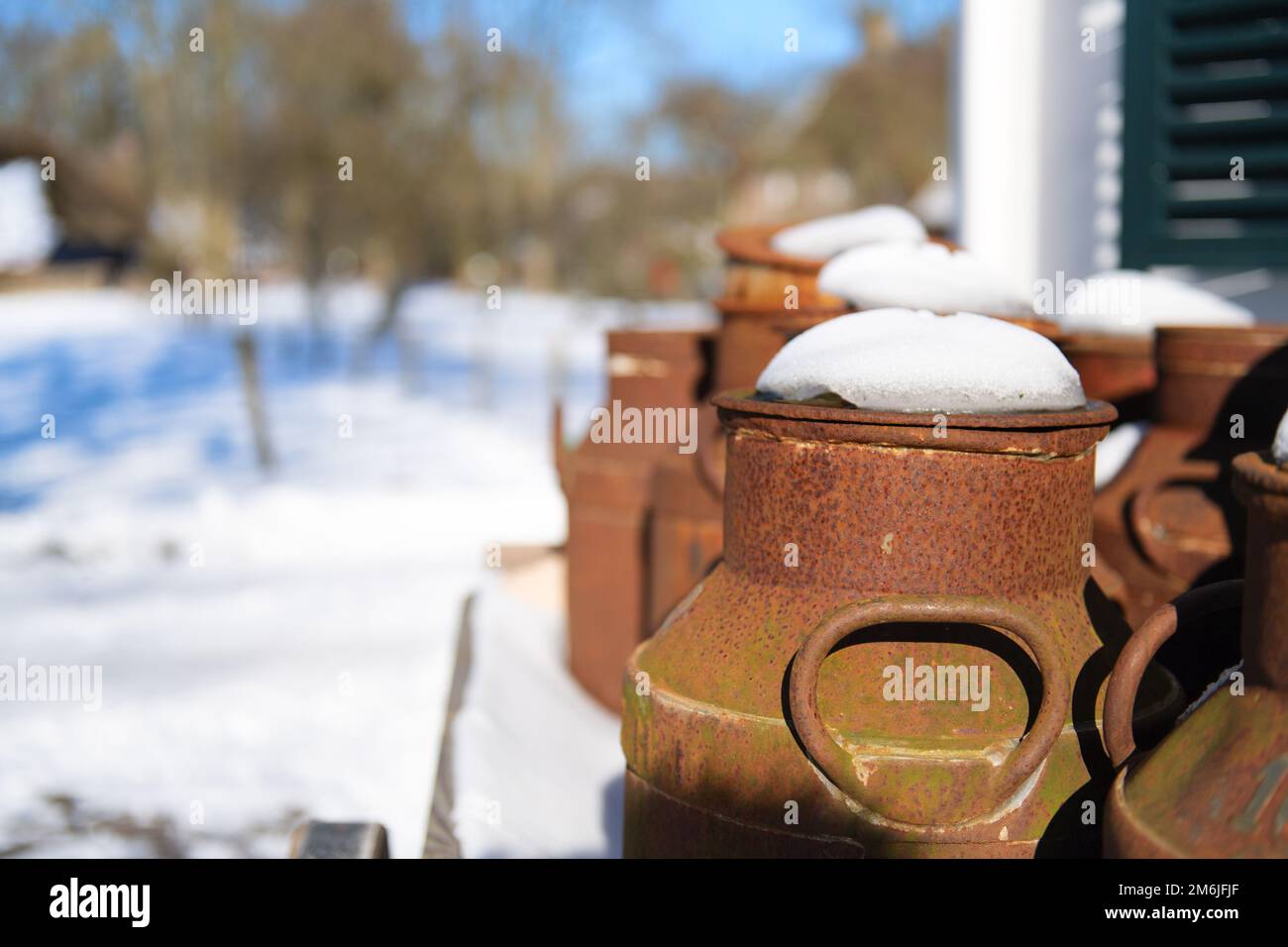 Dutch milk cans hi-res stock photography and images - Alamy