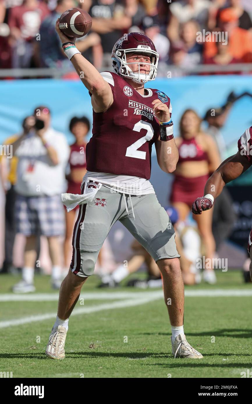 Tampa FL USA; Mississippi State Bulldogs quarterback Will Rogers (2 ...