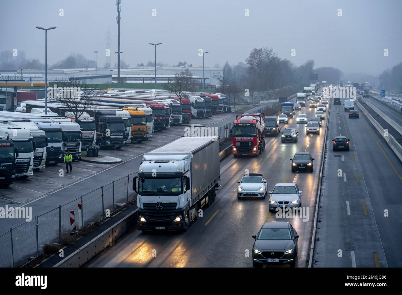 Heavy traffic on the A2 at the Bottrop-Süd service area, overcrowded ...