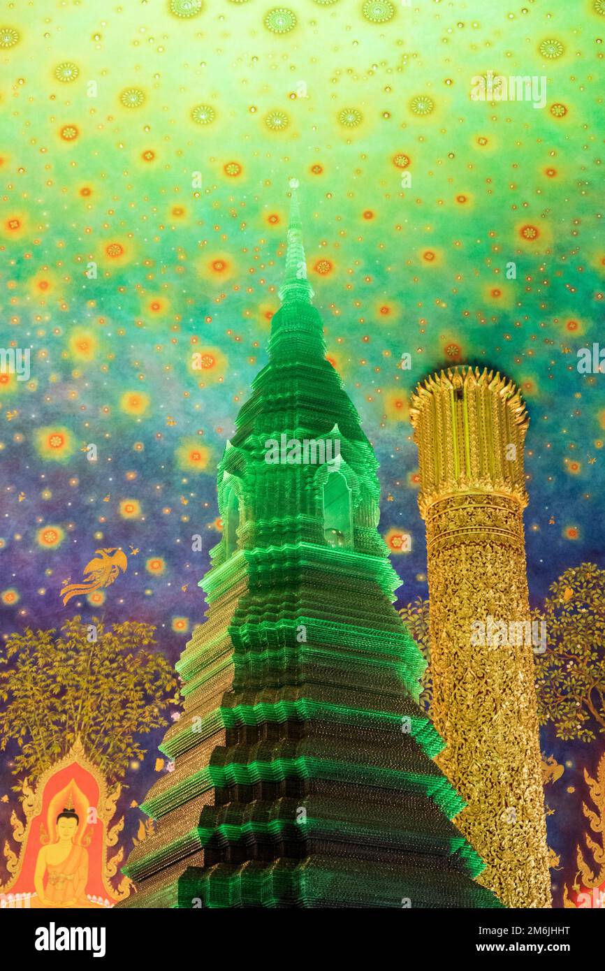 Emerald glass pagoda hi-res stock photography and images - Alamy