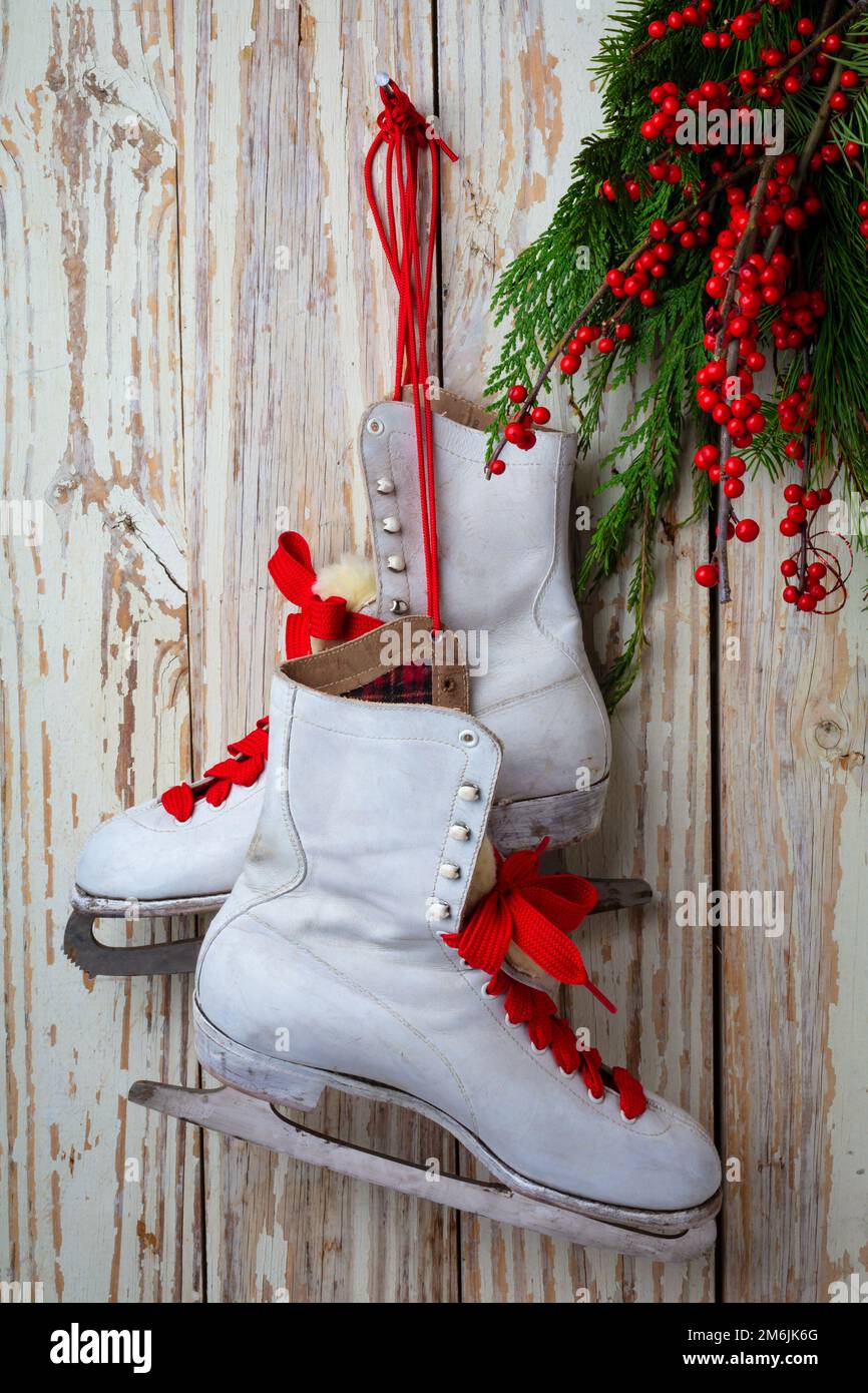 Old ice skates hi-res stock photography and images - Alamy