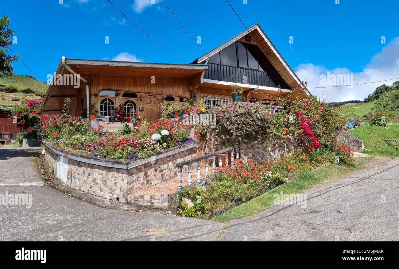 Panama, Cerro Punta, typical wooden mountain chalet Stock Photo - Alamy
