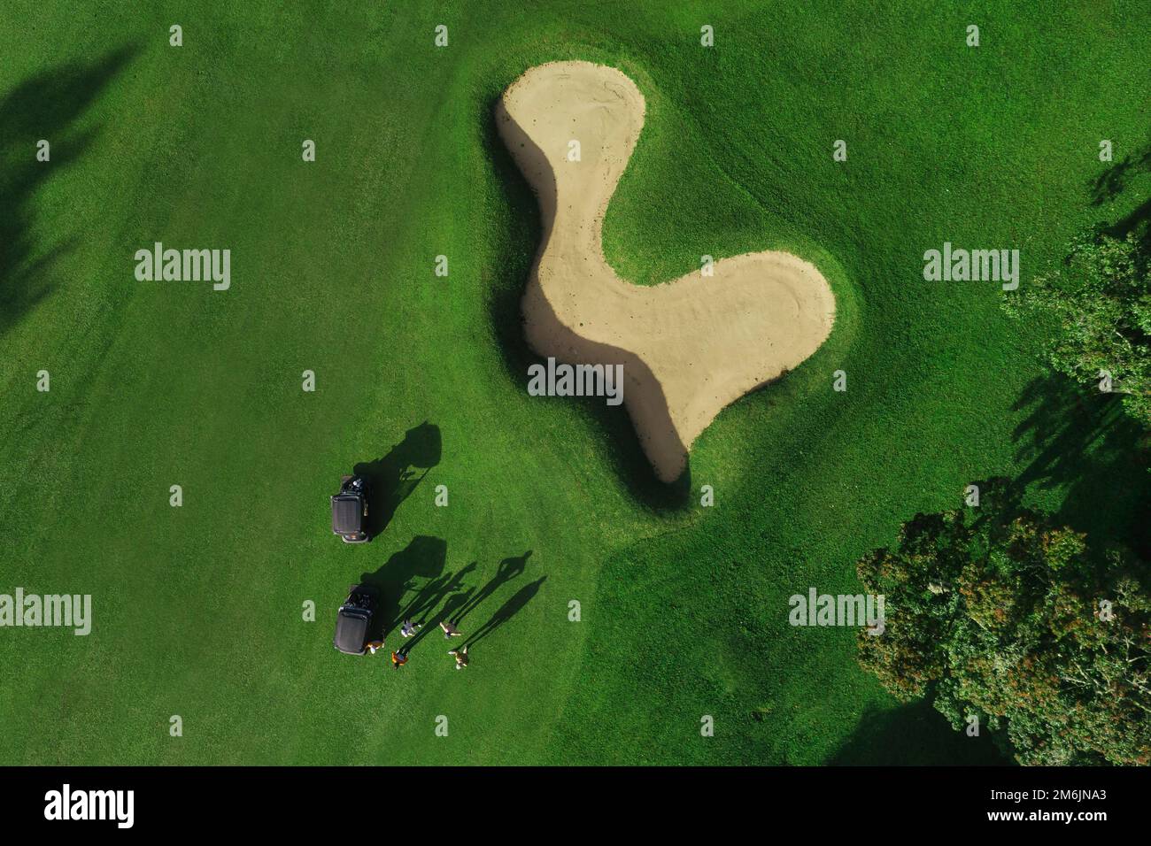 Golf players cart hi-res stock photography and images - Alamy