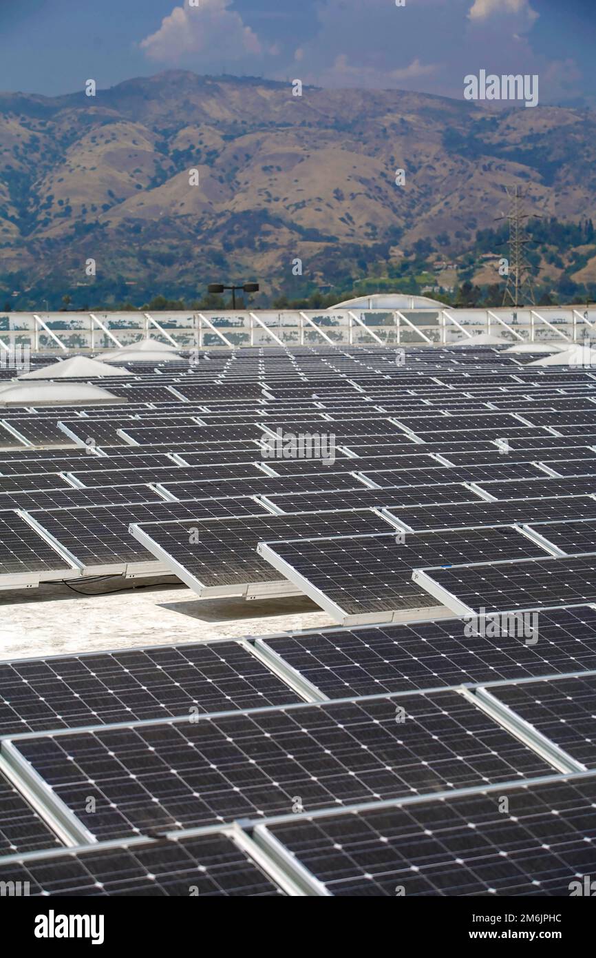Commercial solar panel installations in the U.S Stock Photo - Alamy