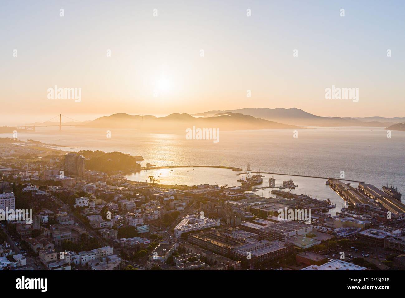 Golden gate bridge at sunset aerial view, san francisco hi-res stock photography and images - Alamy