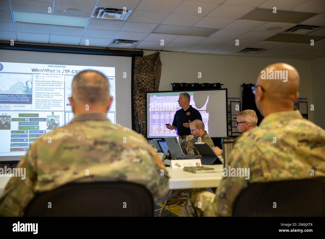 220429-N-PC620-0012 FORT CARSON, Colo. — Casey Collins, center, Joint ...
